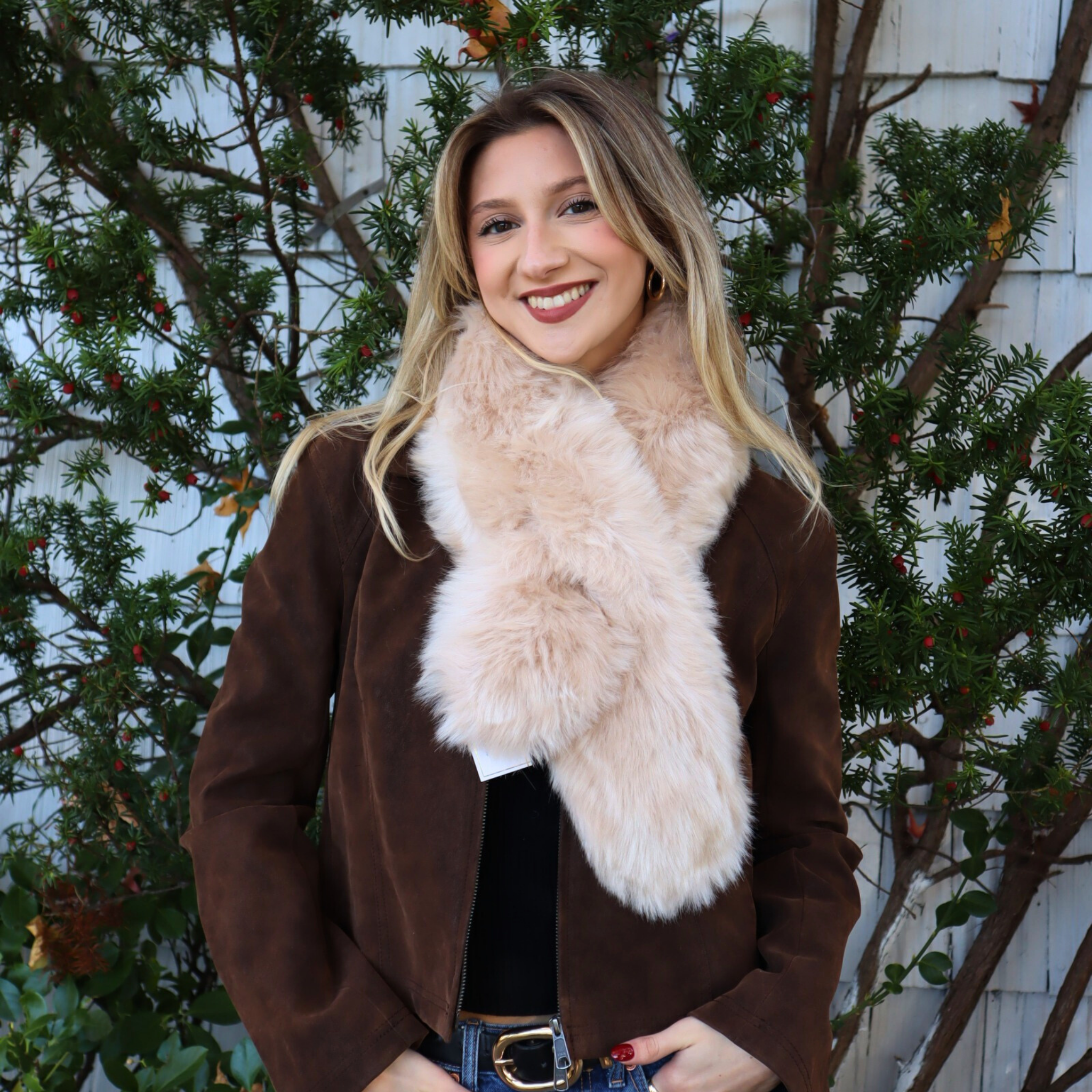 Alanna Keyhole Scarf in Beige | Madison's Niche